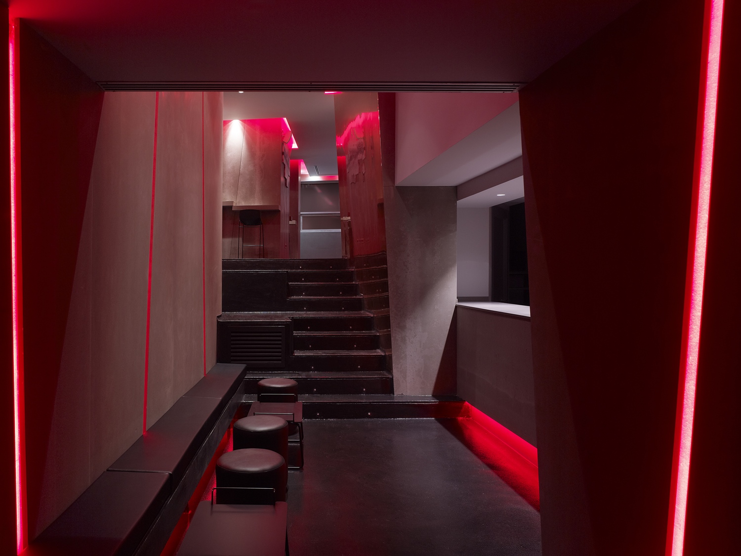 La Fragua de Vulcano Lounge & Bar - Iván Cotado