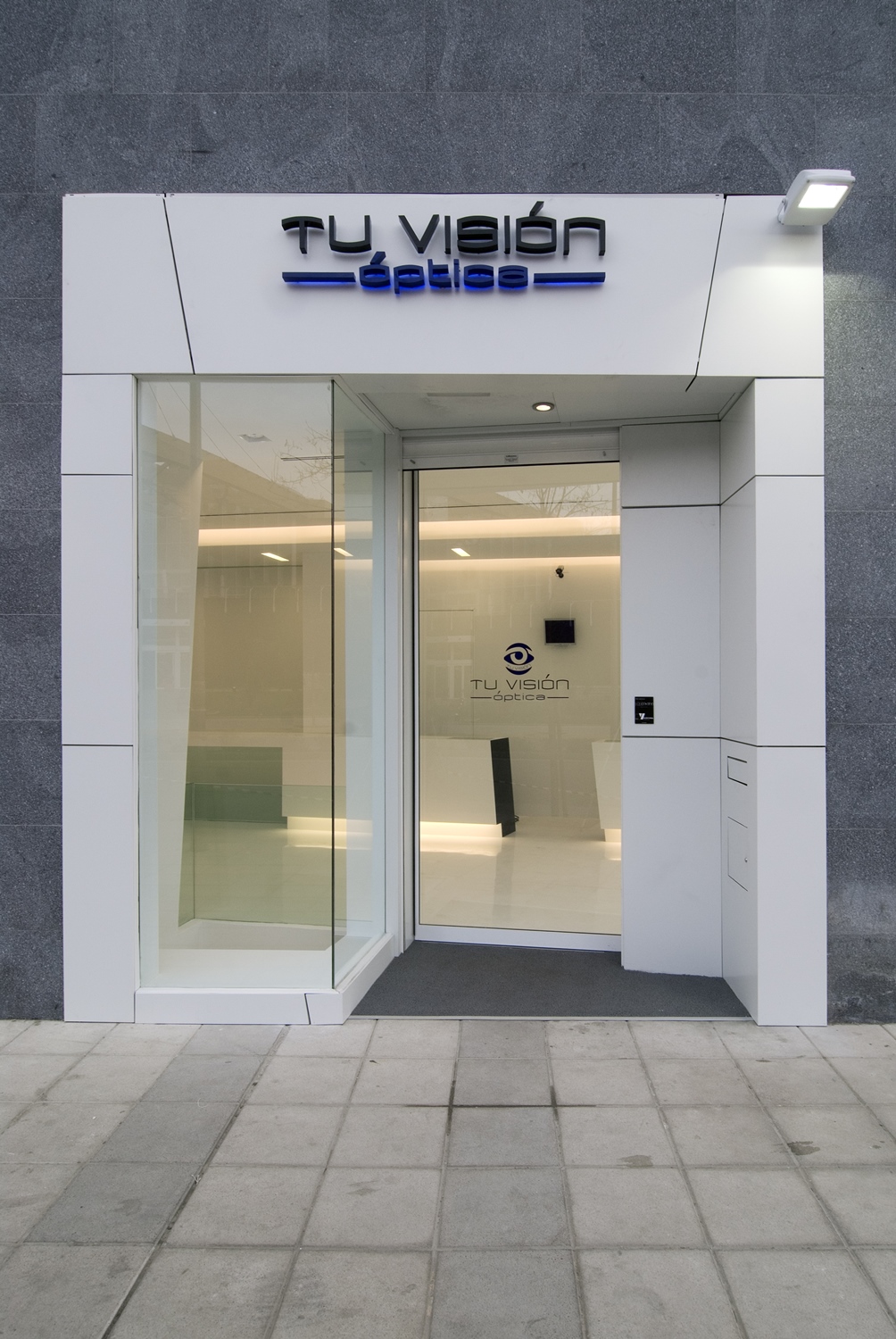 Óptica Tu Visión II en Ponferrada, León - Iván Cotado